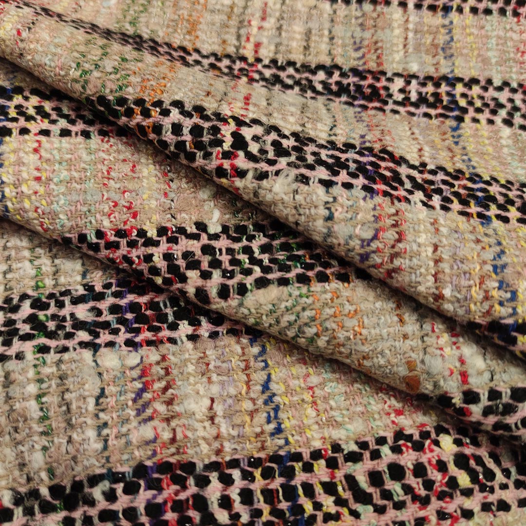 Tessuto Tweed Bouclé in lana nero - rosa - Iaiatessuti